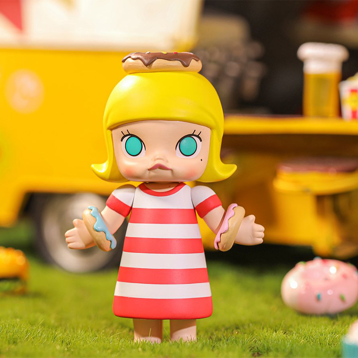 Pop Mart Molly Blind Box - Yummy Party Series – Urban Attitude